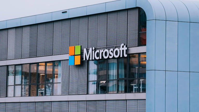'Fail to shut down': Microsoft issues urgent Windows update alert
