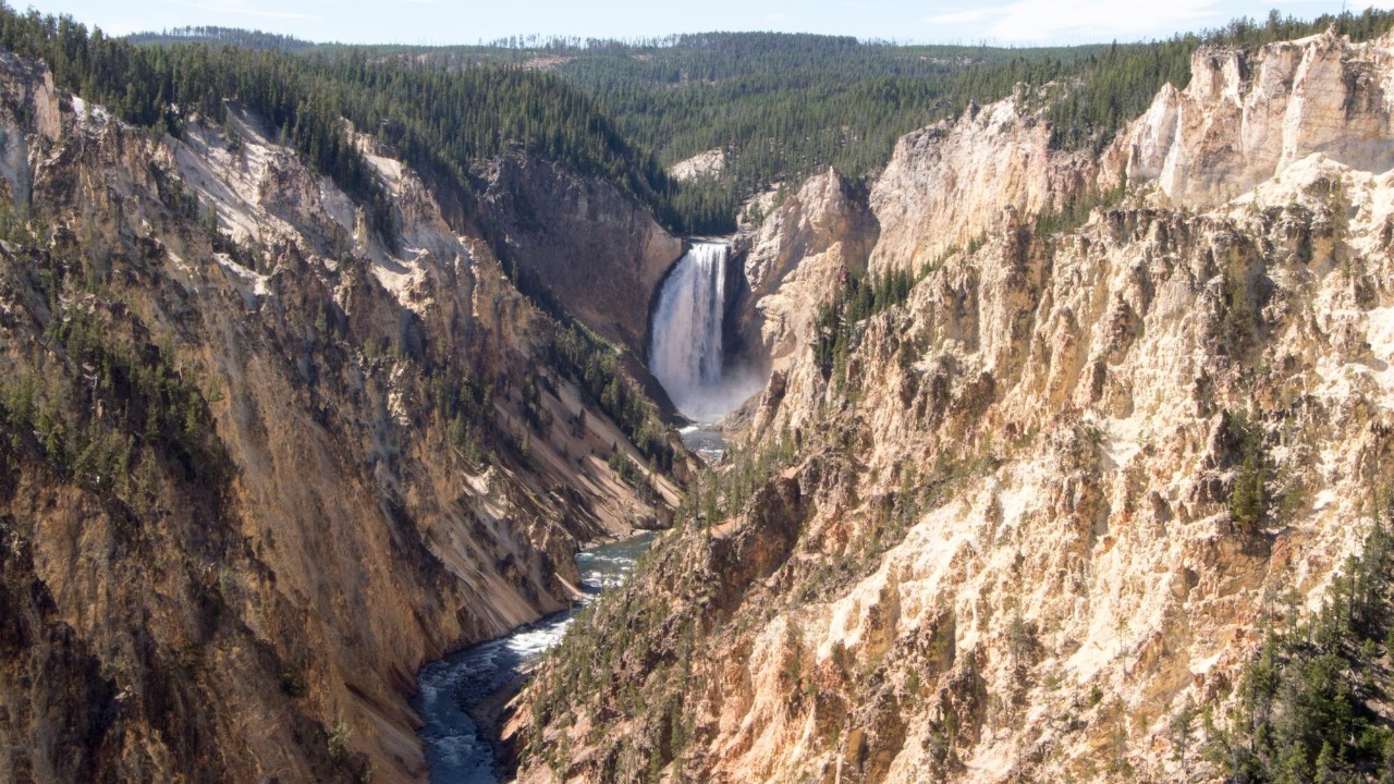 Ancient Cascadia 'megaquake' scars exposed in massive deep-sea landslides