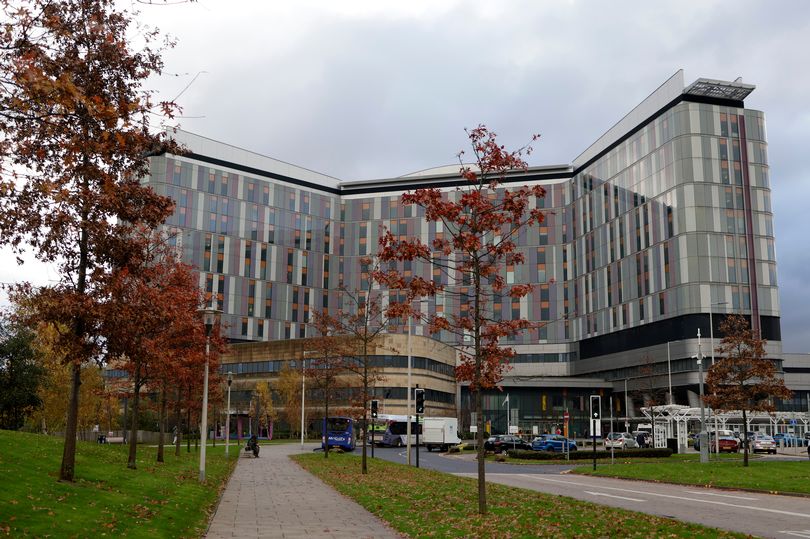 Labour to force Holyrood vote on Queen Elizabeth University Hospital ...