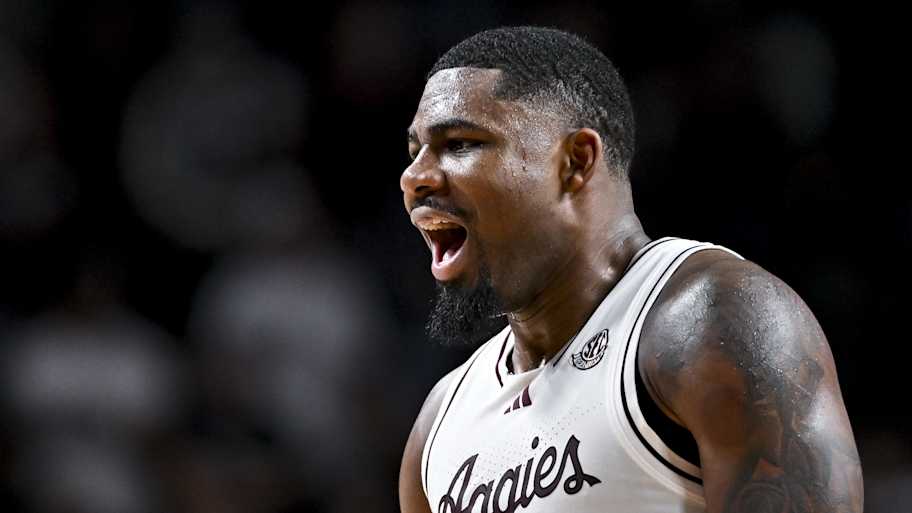 Texas A&M veteran breaks down team mentality heading into hostile territory