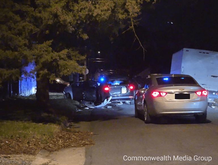 Man arrested after police pursuit from I-95 ended in Richmond car crash