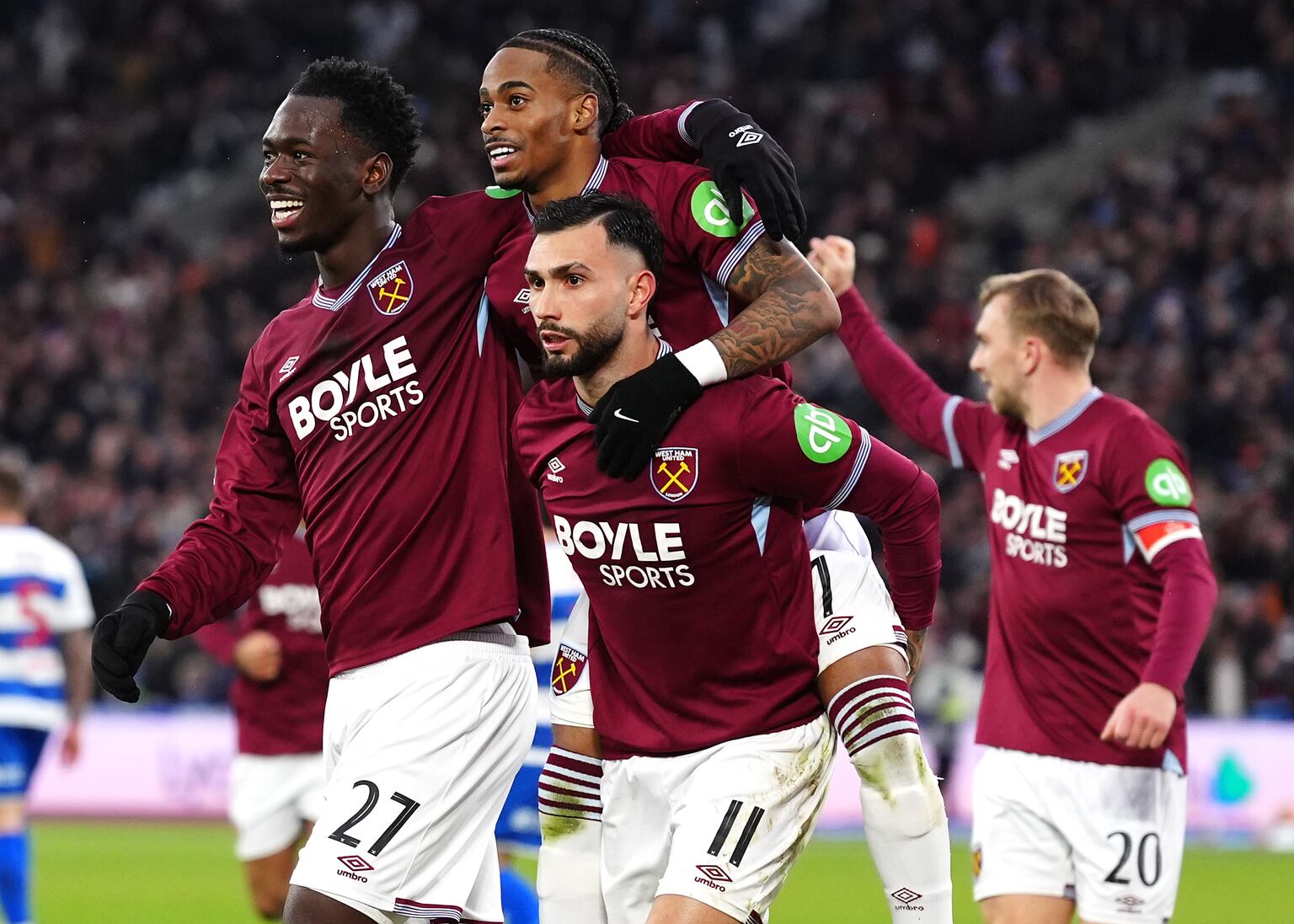 Late Callum Wilson winner piles more pressure on Tottenham boss Thomas ...