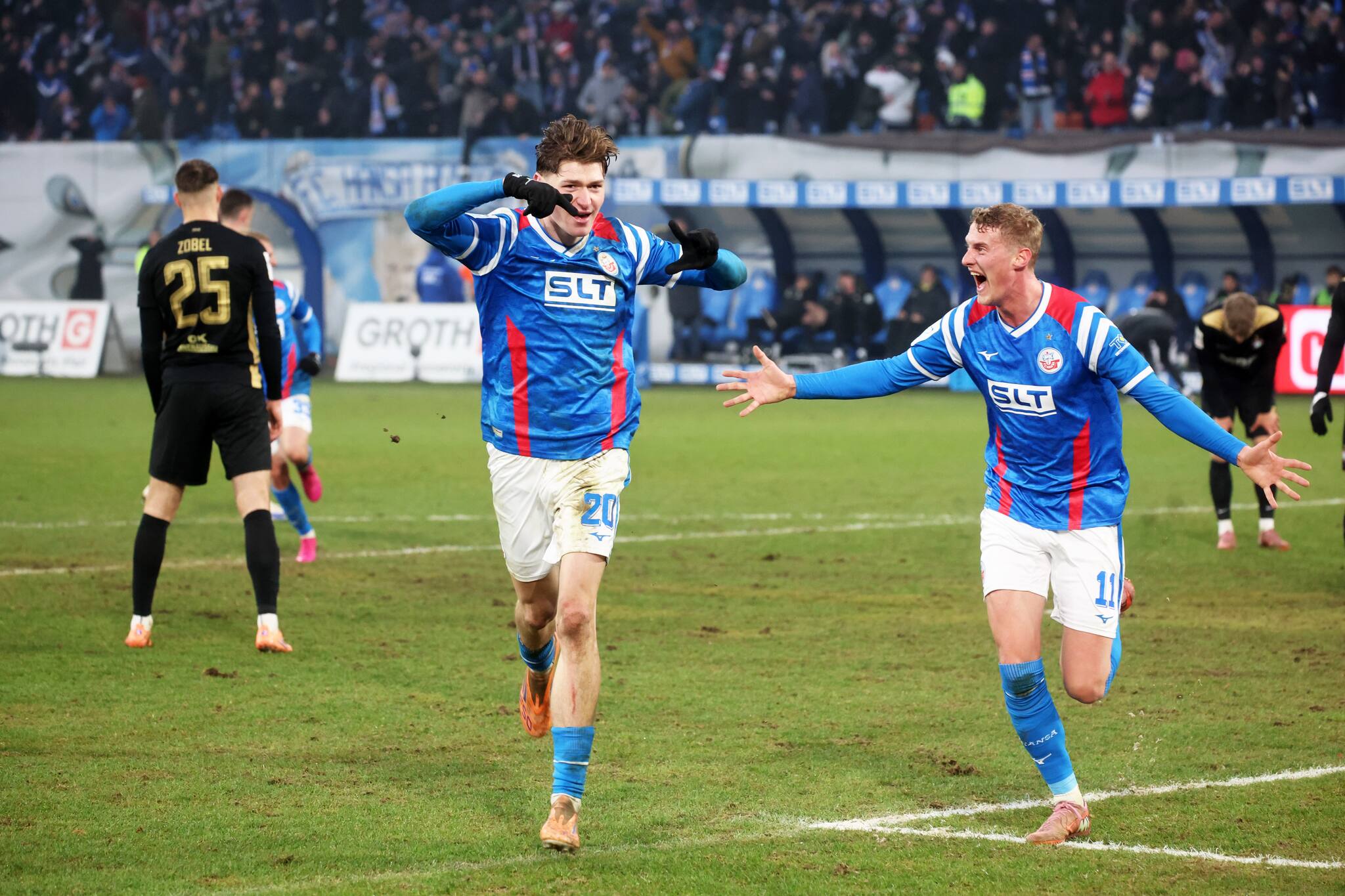 Hansa Rostock in der Einzelkritik: Note zwei für Siegtorschütze Naderi ...