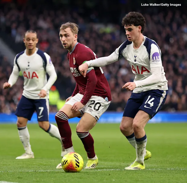 Tottenham Hotspur star spotted 'limping heavily' after West Ham loss