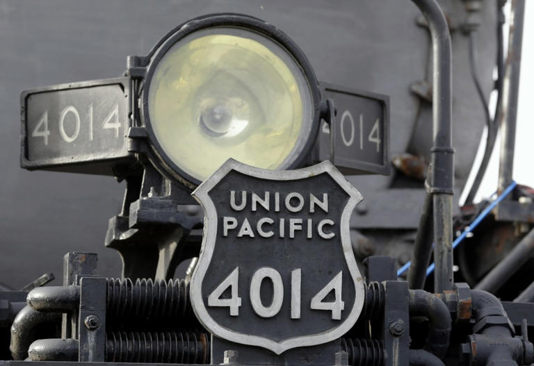 Big Boy No. 4014 tour to start: Where is the massive locomotive stopping?