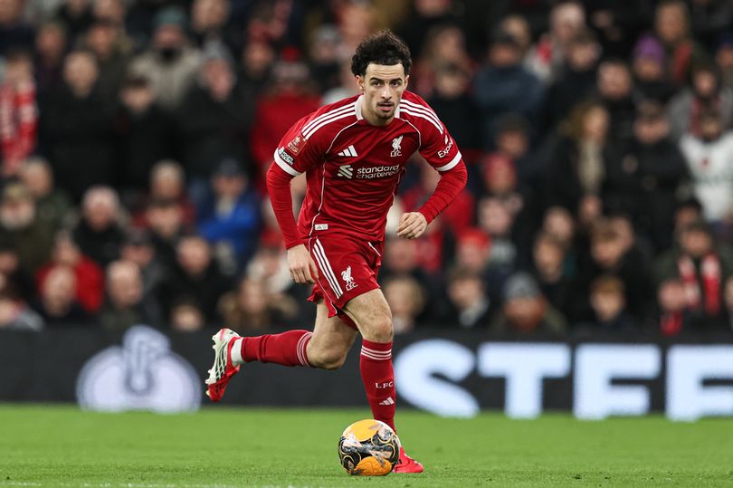 Liverpool chant speaks volumes as Dominik Szoboszlai frustration clear ...