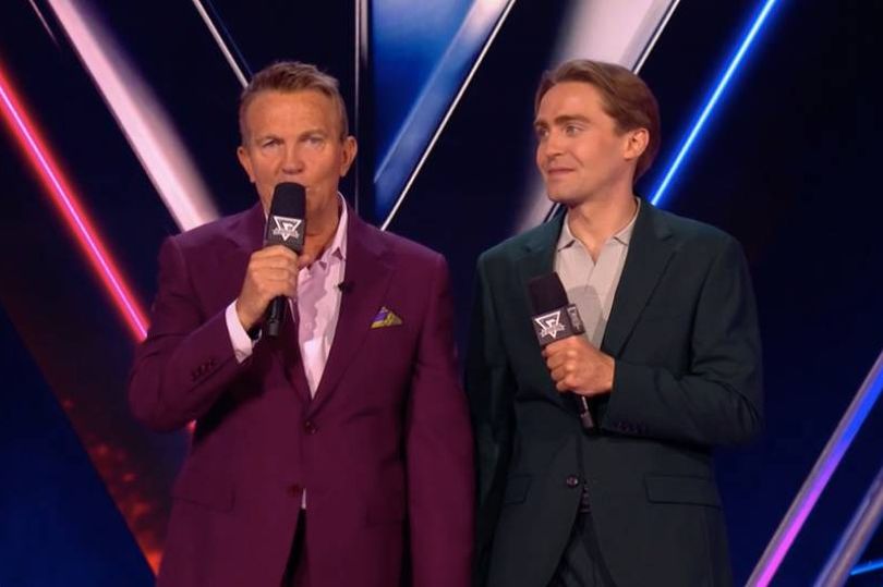 Gladiators' Bradley and Barney Walsh abruptly halt show minutes in for ...