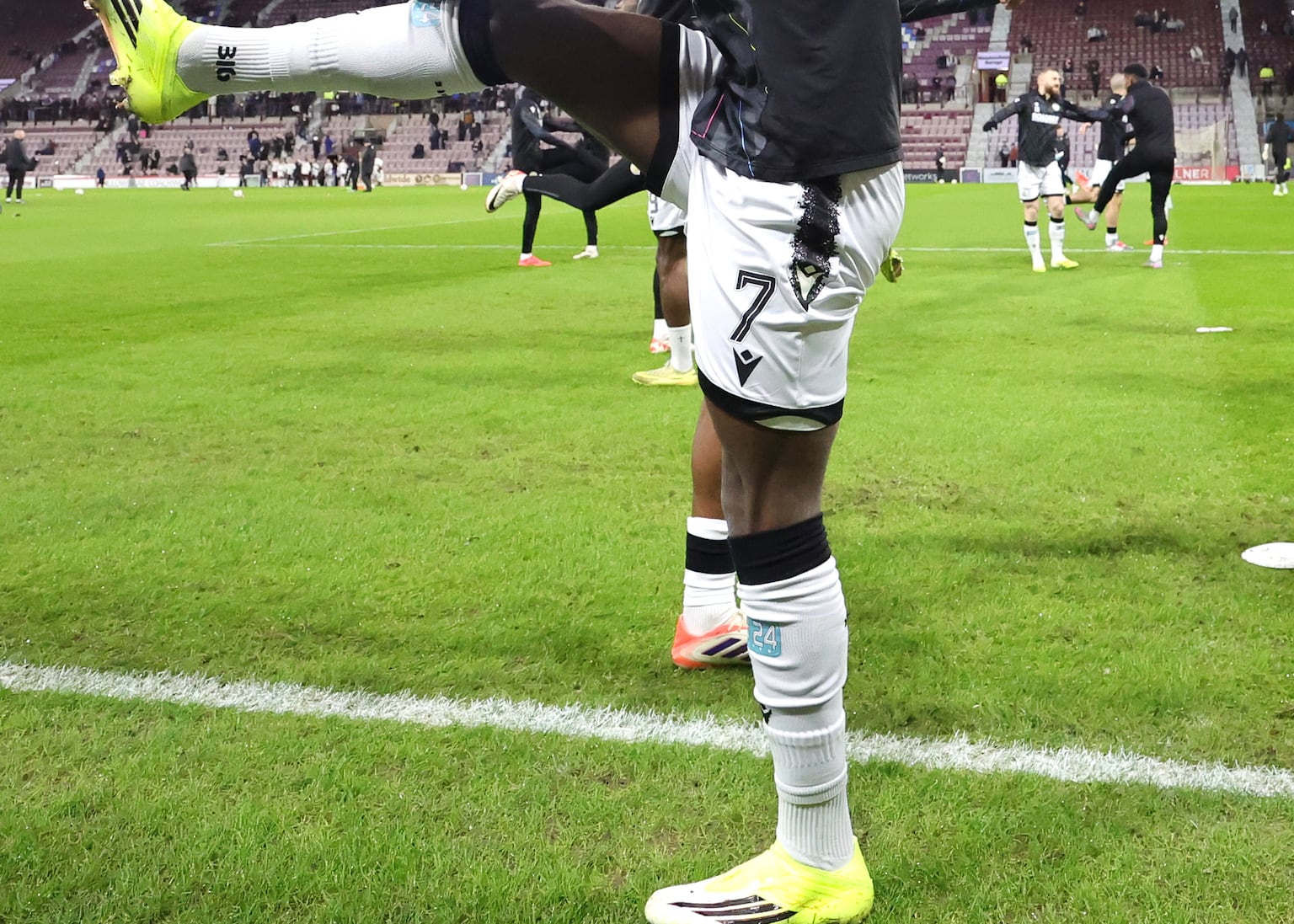 St Mirren edge out Livingston on penalties to progress in Scottish Cup