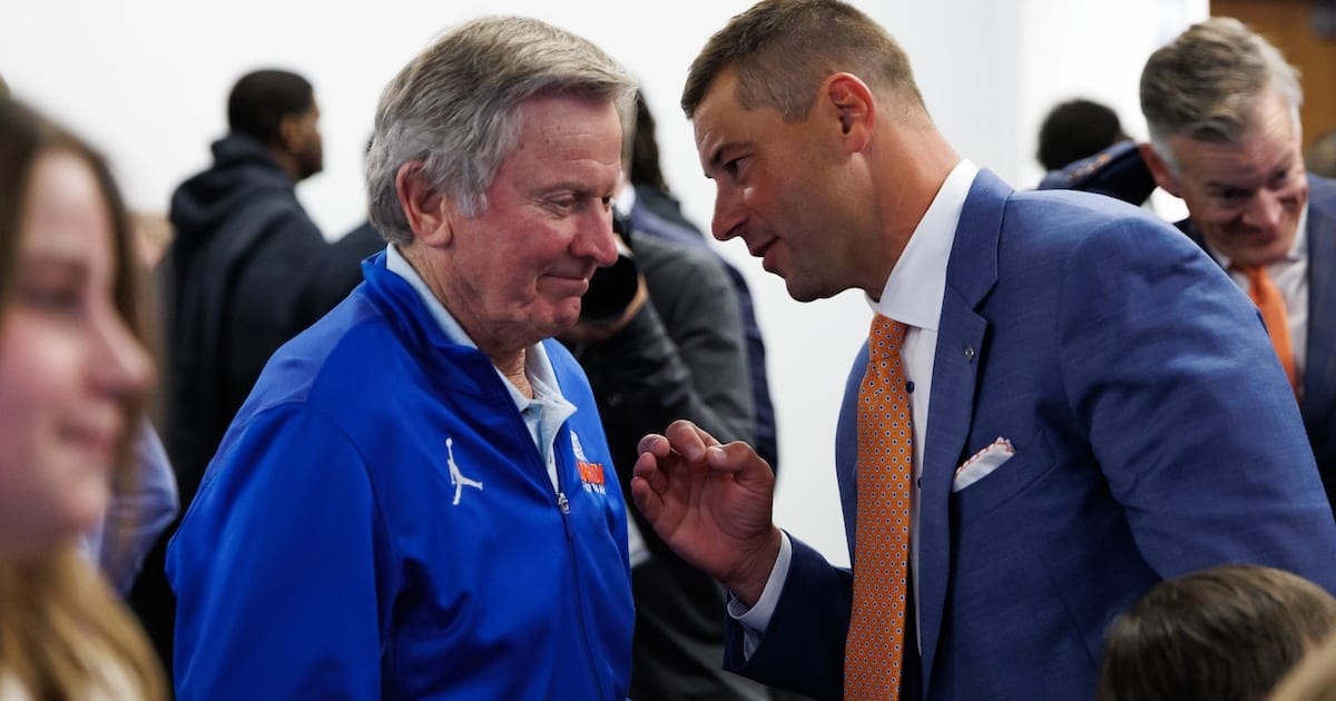 Steve Spurrier shuts down rumors surrounding his health: 'Nothing more ...