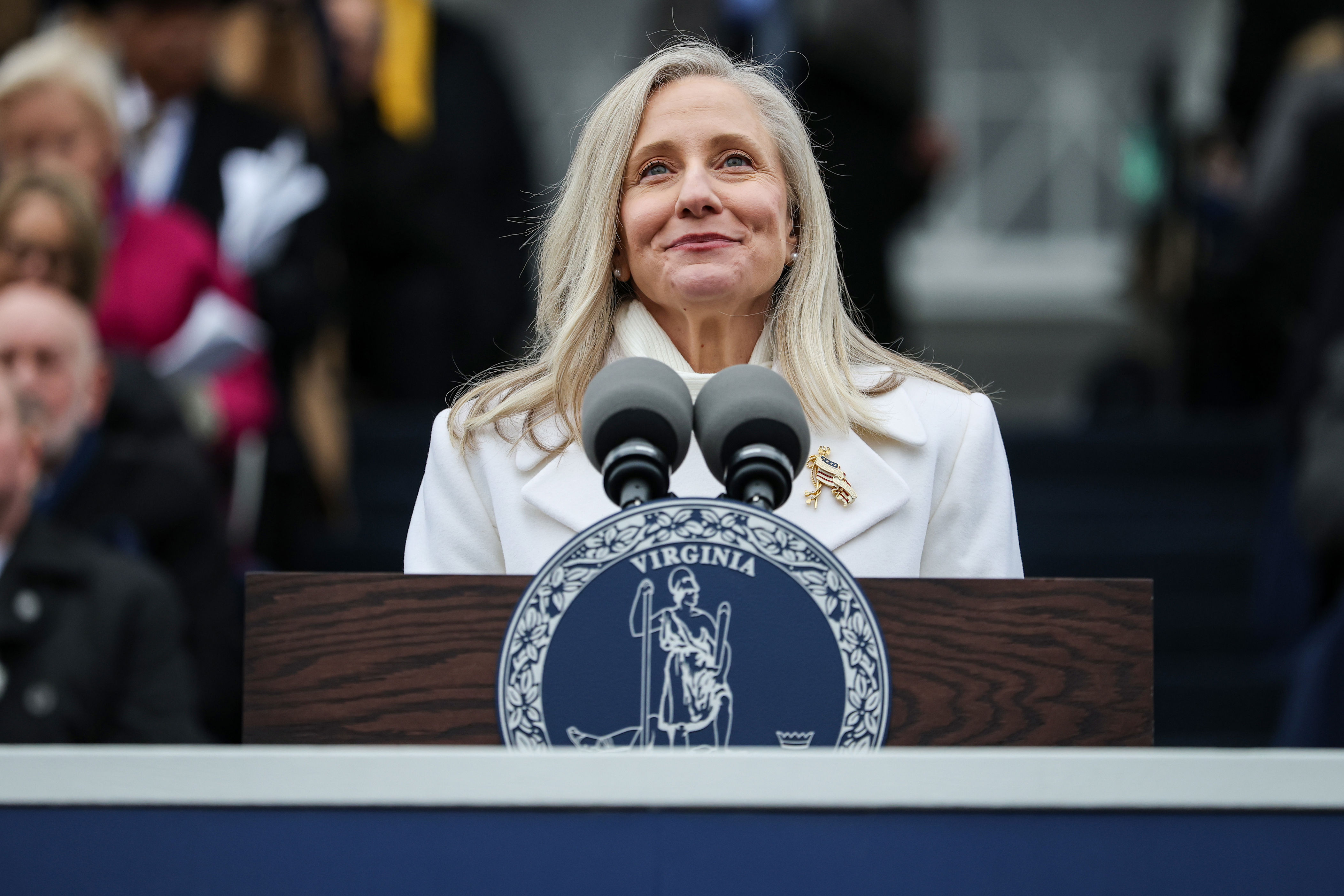Abigail Spanberger makes history as Virginia’s first woman governor