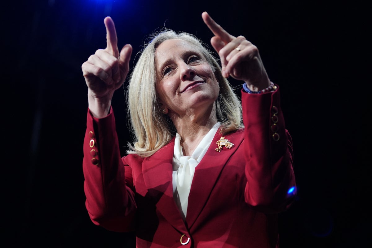 Abigail Spanberger sworn in as Virginia’s first female governor
