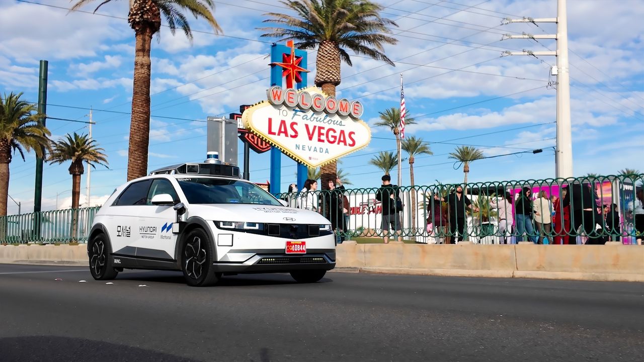 Forget Waymo – I let Hyundai’s robotaxi take the wheel in Las Vegas and ...