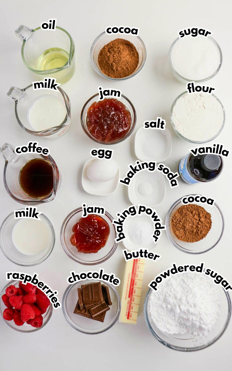 Dark chocolate raspberry cupcakes