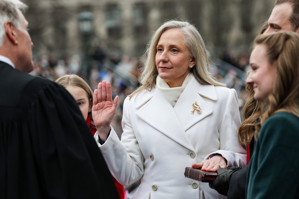 Abigail Spanberger makes history as Virginia’s first woman governor