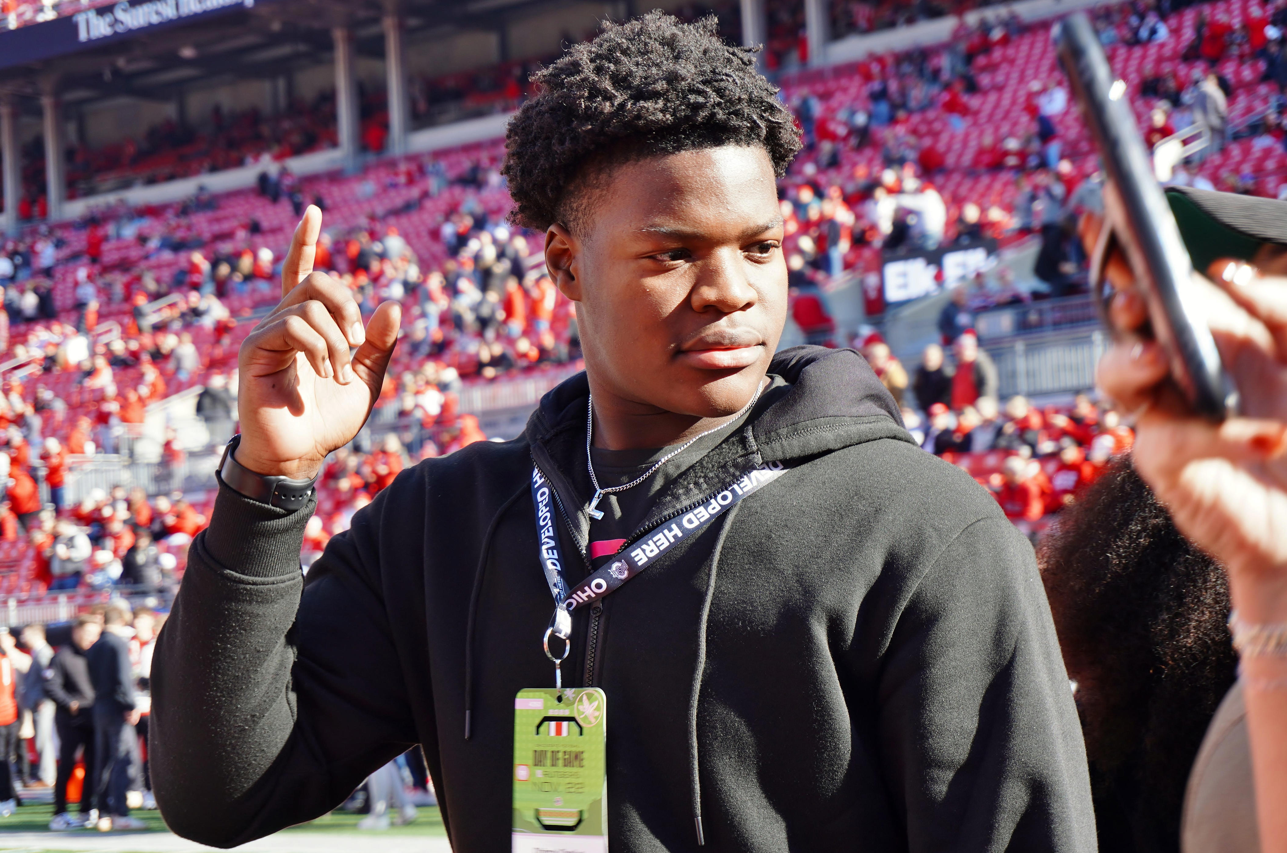 MSU football joins other power programs in offering 3-star DL prospect