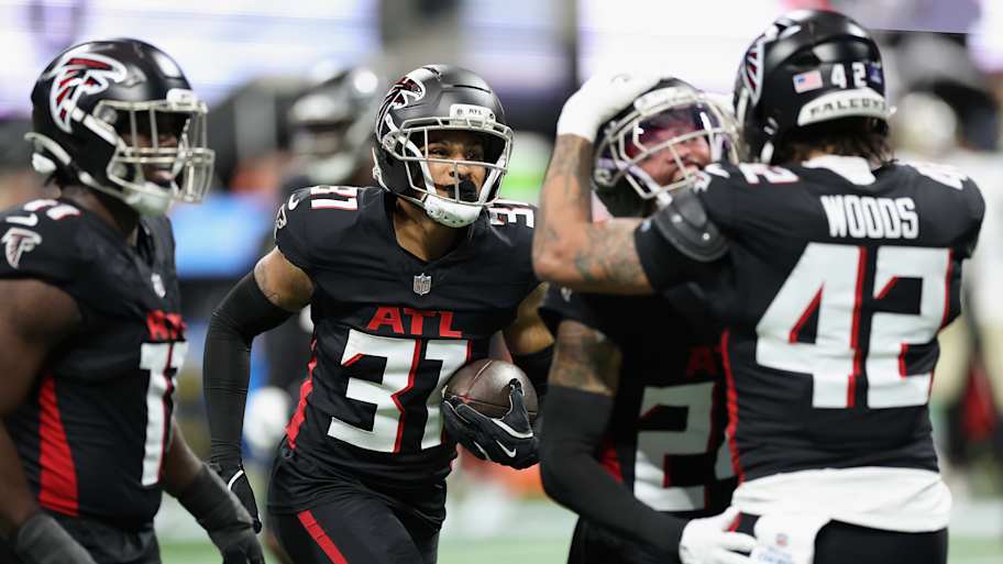 3 crucial offseason decisions that will define the Falcons’ direction ...