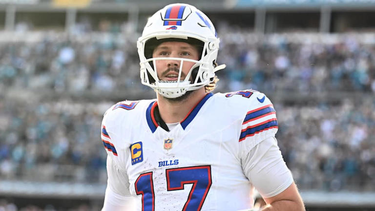 NFL Hall of Famer issues warning to Broncos about Bills QB Josh Allen