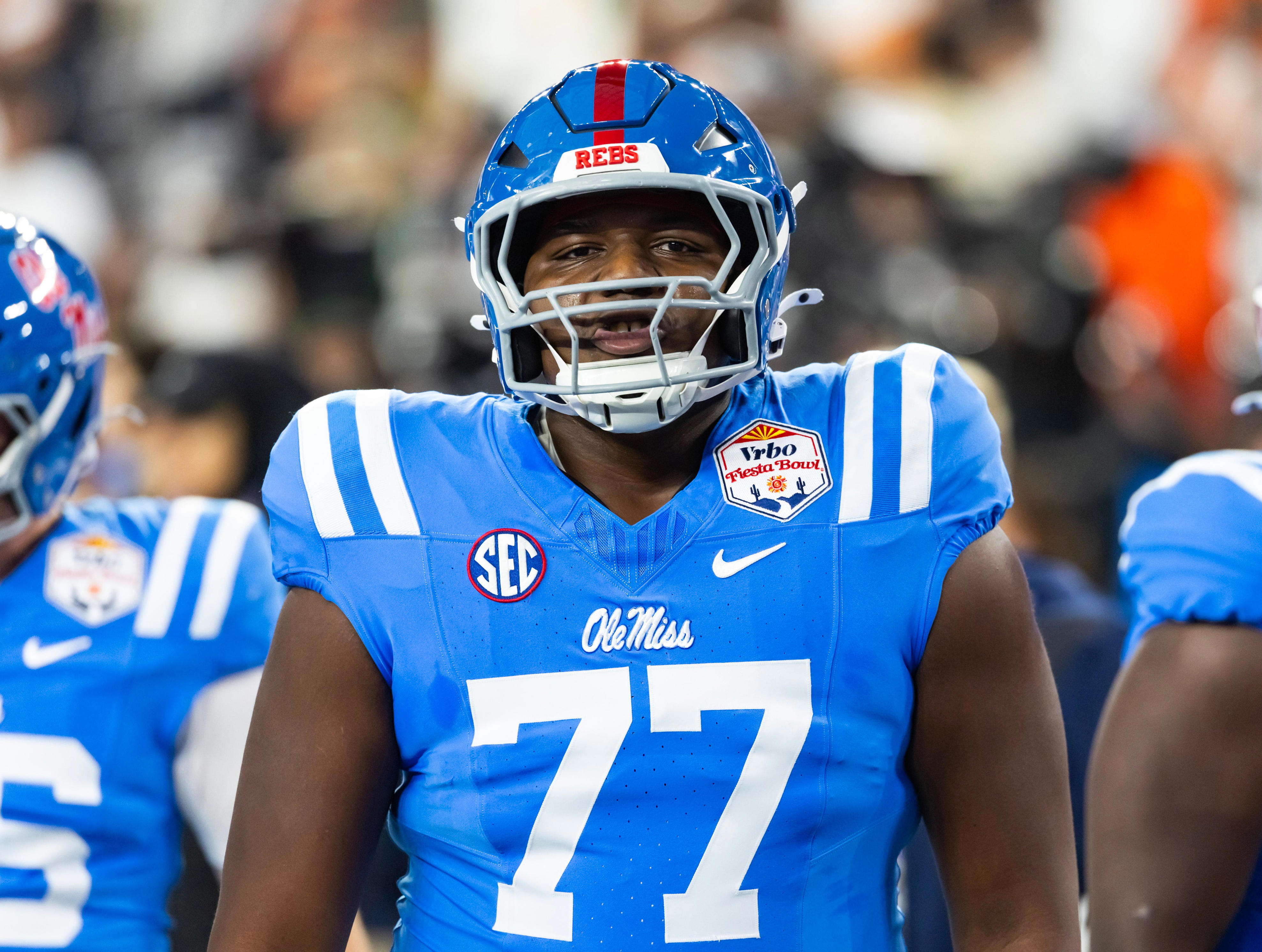 Alabama lands commitment from SEC transfer offensive lineman