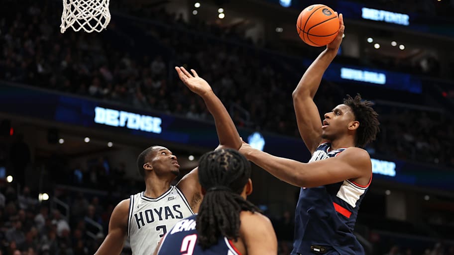 UConn avoids upset with slim win over Georgetown