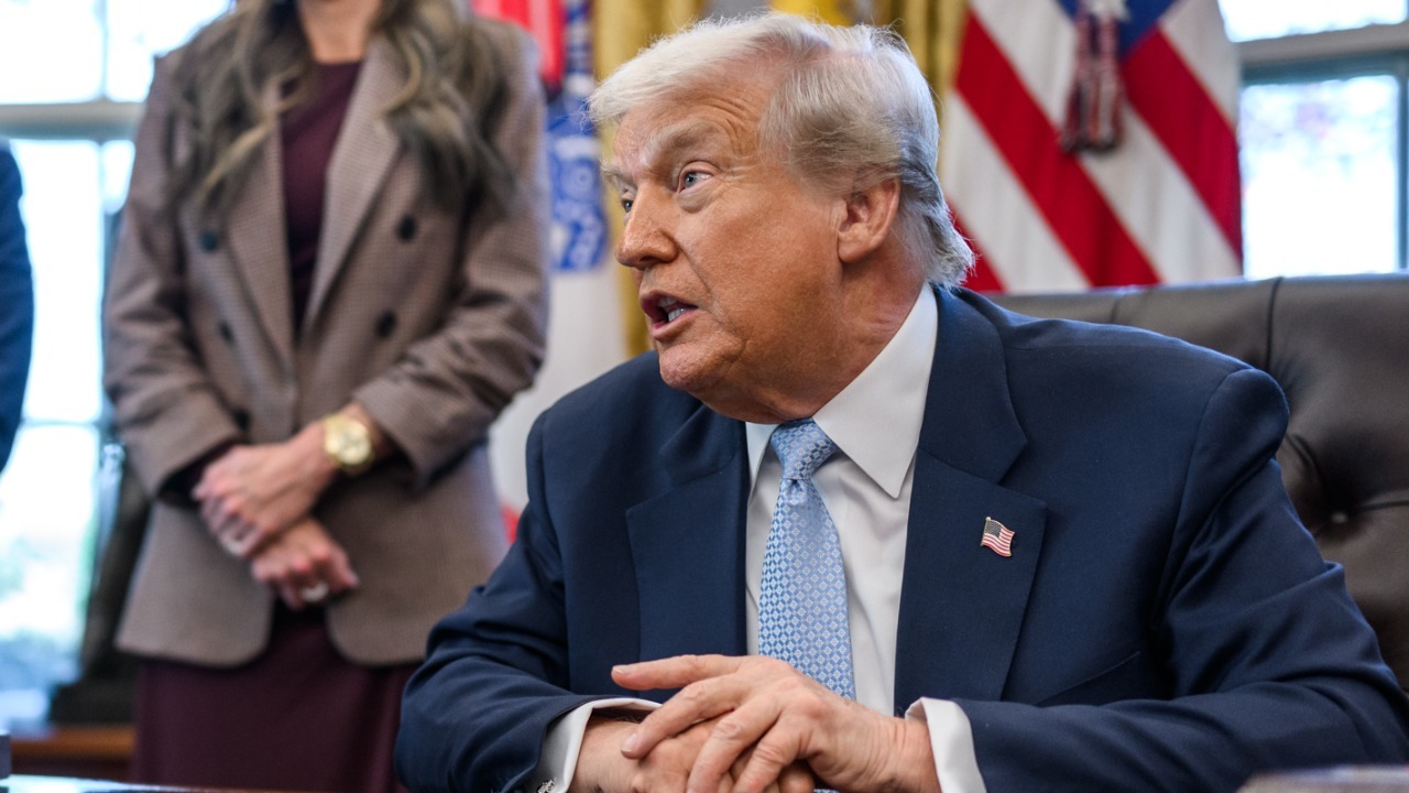 Trump snapped up Netflix and Warner Bros. Discovery bonds right after ...