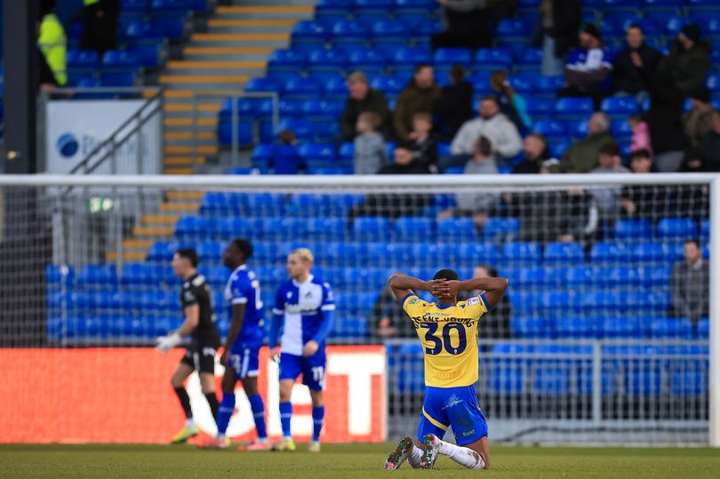 Bristol Rovers suffer eighth successive home league defeat