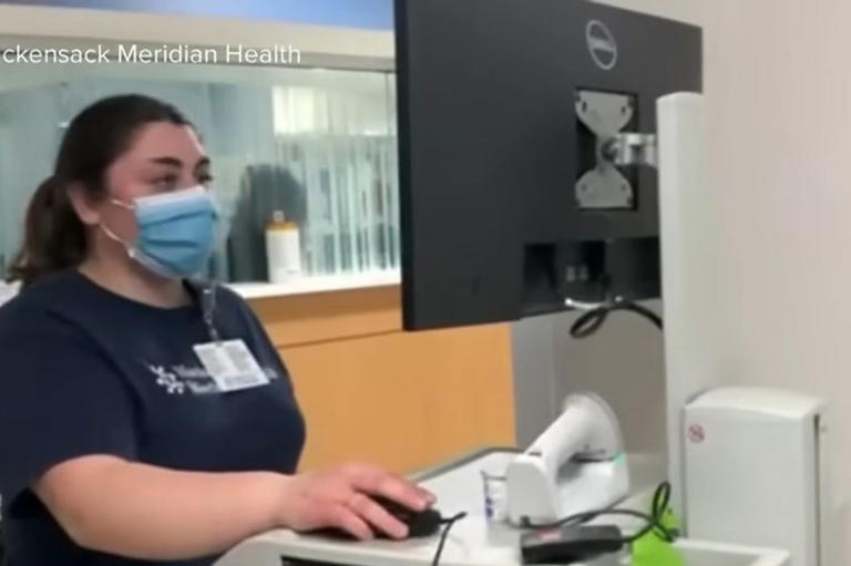 David Muir viewers beg 'Lord, send your peace' as ABC host makes ...