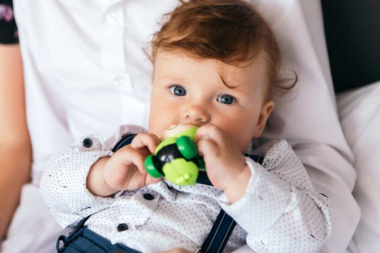 The 'soft-sounding' Scottish baby name meaning 'brave' that's easy to ...