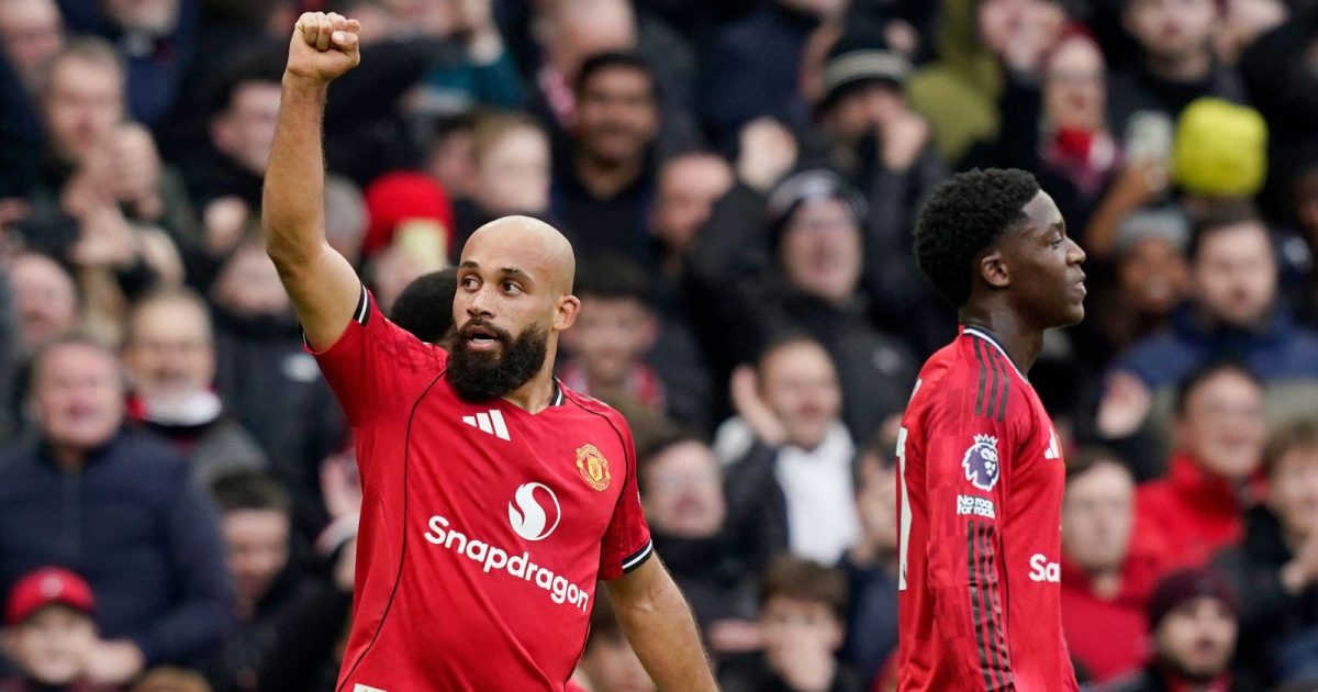 Neville picks out two 'outstanding' Man Utd stars for special praise in ...