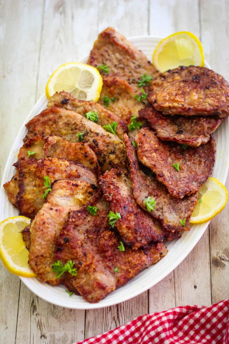 Veal Scallopini (Kotoleta Viçi)