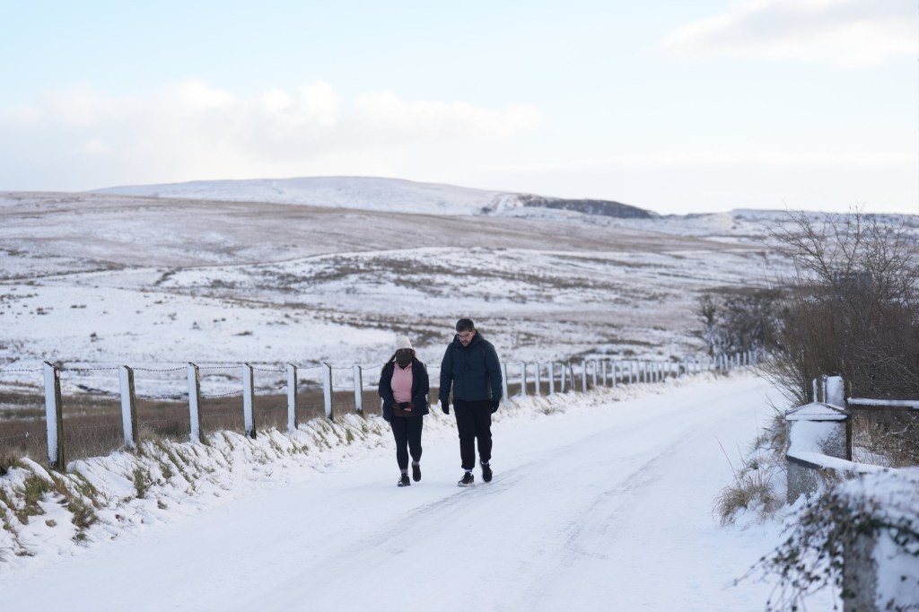 Study finds daily walks can lead to a longer life – and it takes less ...