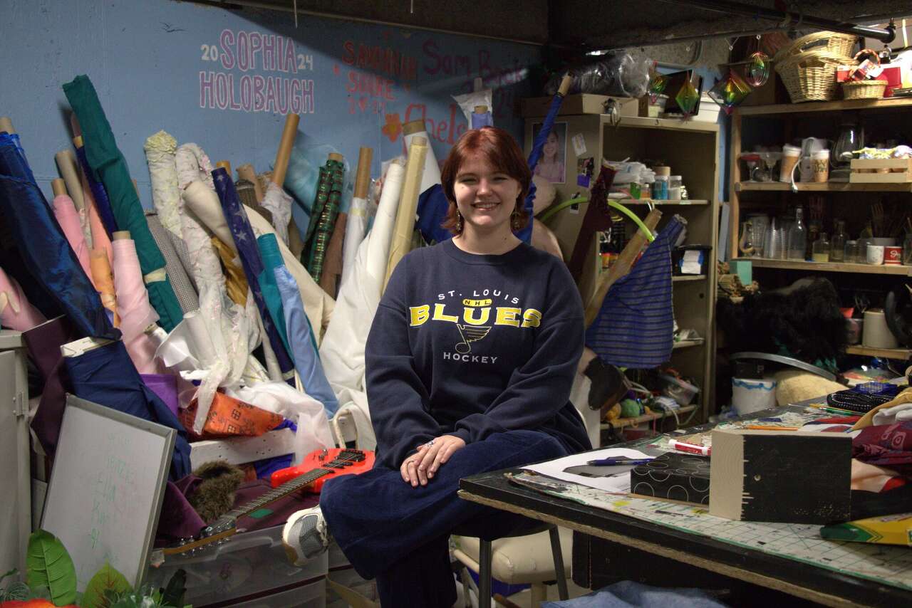 High school senior turns backstage passion into college opportunity