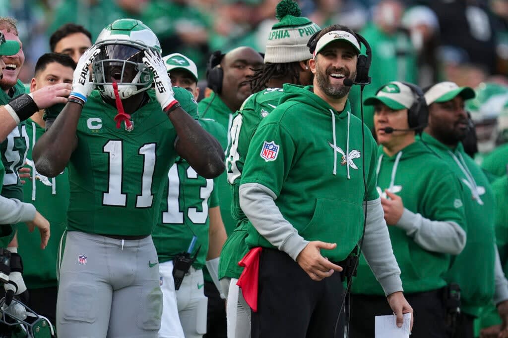 Latest AJ Brown trade report shows Nick Sirianni downplayed ...