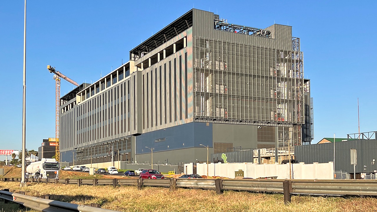 White House and governors scramble as data center boom sends power ...