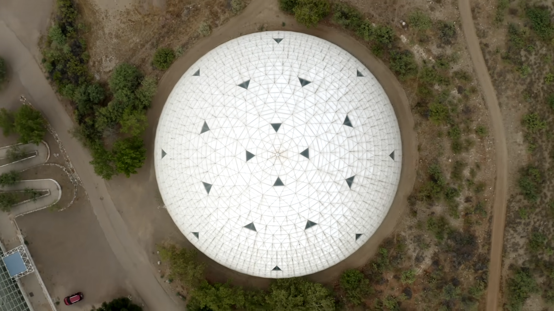 They sealed humans inside a fake Earth for two years - here’s what went ...