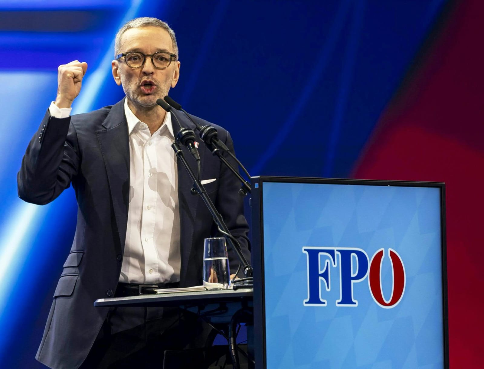 Austria's far-right FPÖ launches 'patriotic' radio station