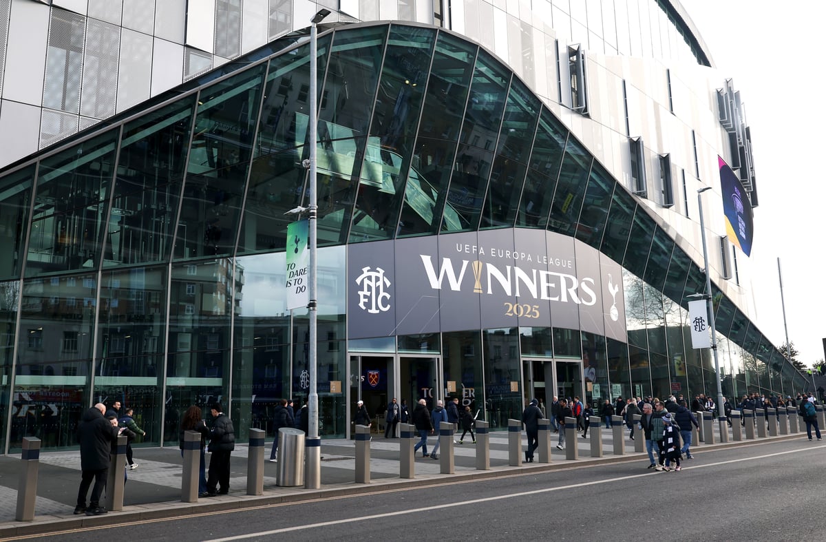 Tottenham vs West Ham: Gallagher set to make debut - Live