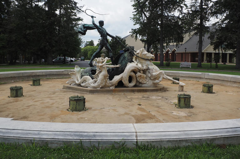 NJ university closes dorm, relocates more than 100 students after mold ...