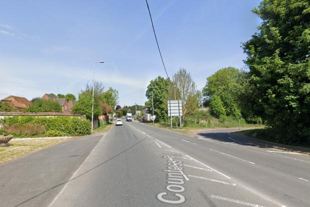 Full diversion route after two vehicle crash closes A303 eastbound near ...