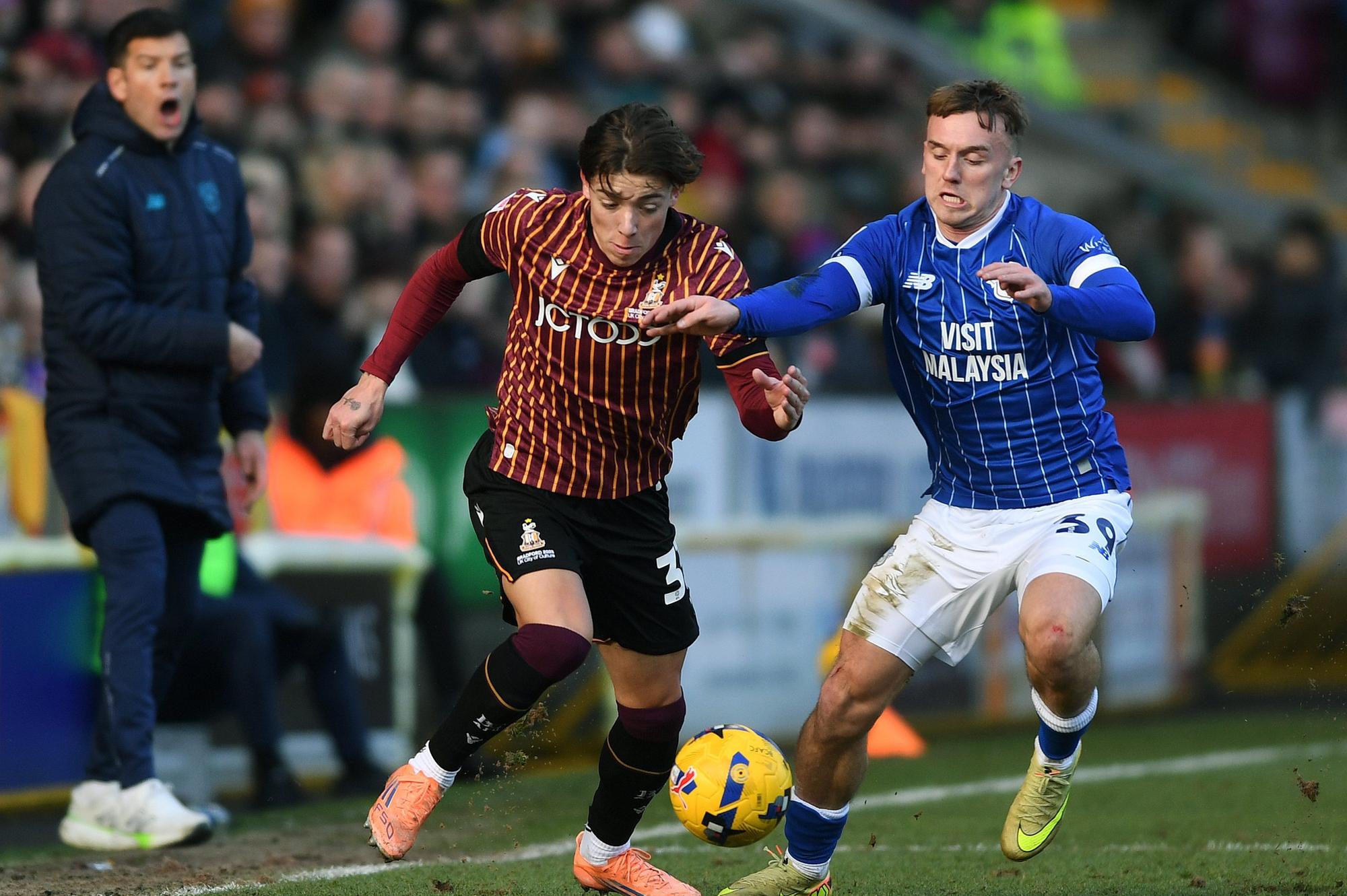 Angry Bradford City boss Graham Alexander's '100 per cent' penalty ...