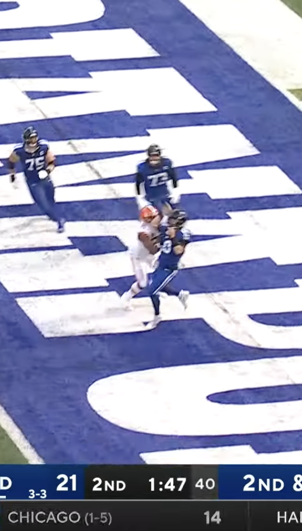 The Browns defense strikes with a touchdown