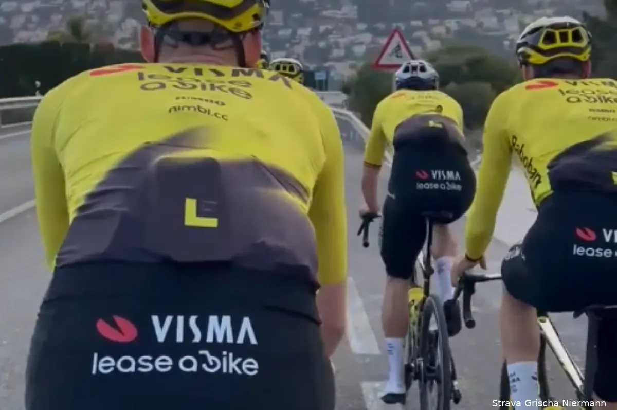 What broken ankle? Van Aert already back on the bike, with a 6(!) hour ...