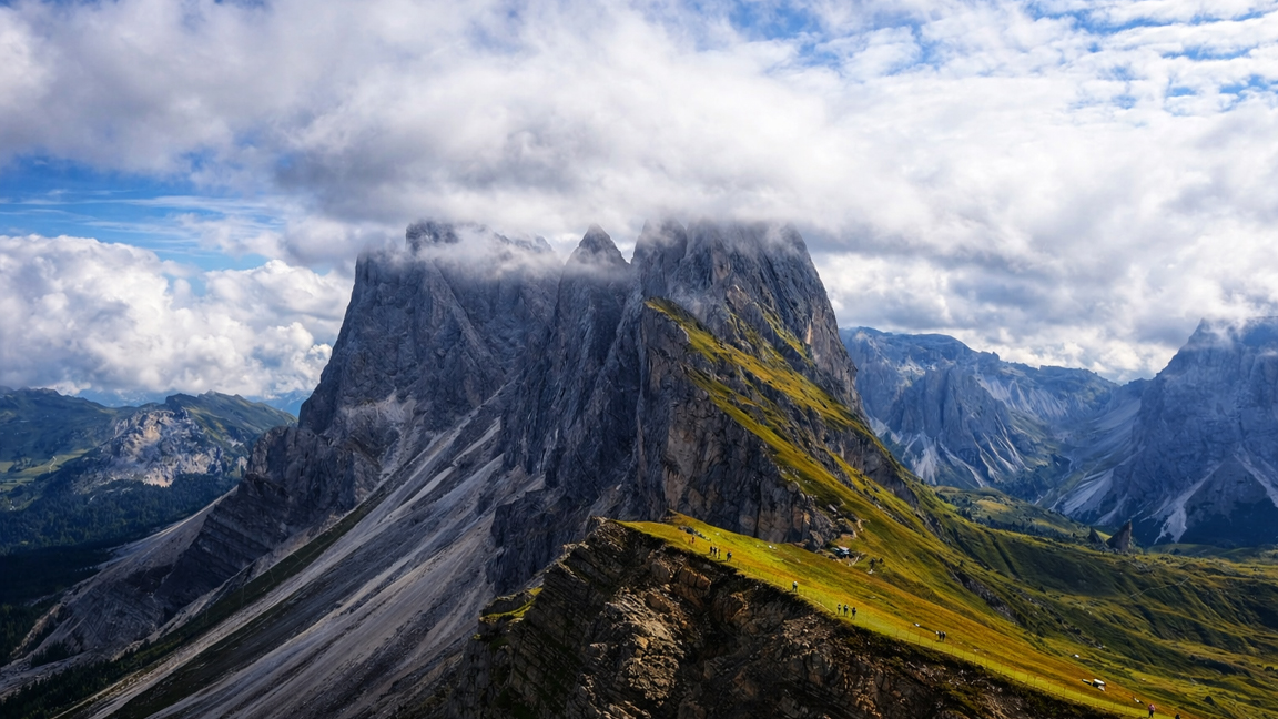 Where clouds touch the mountains