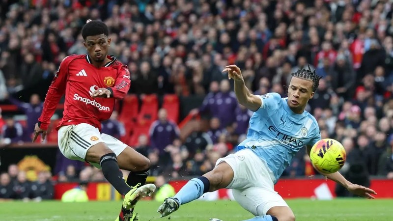 Manchester United's Mbeumo, Dorgu sink Manchester City to hand Arsenal ...