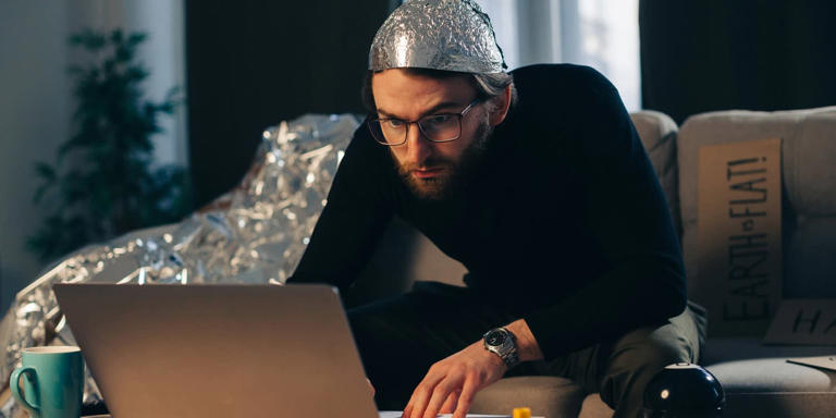 Data from 28,000 people reveals which conspiracy debunking strategies ...