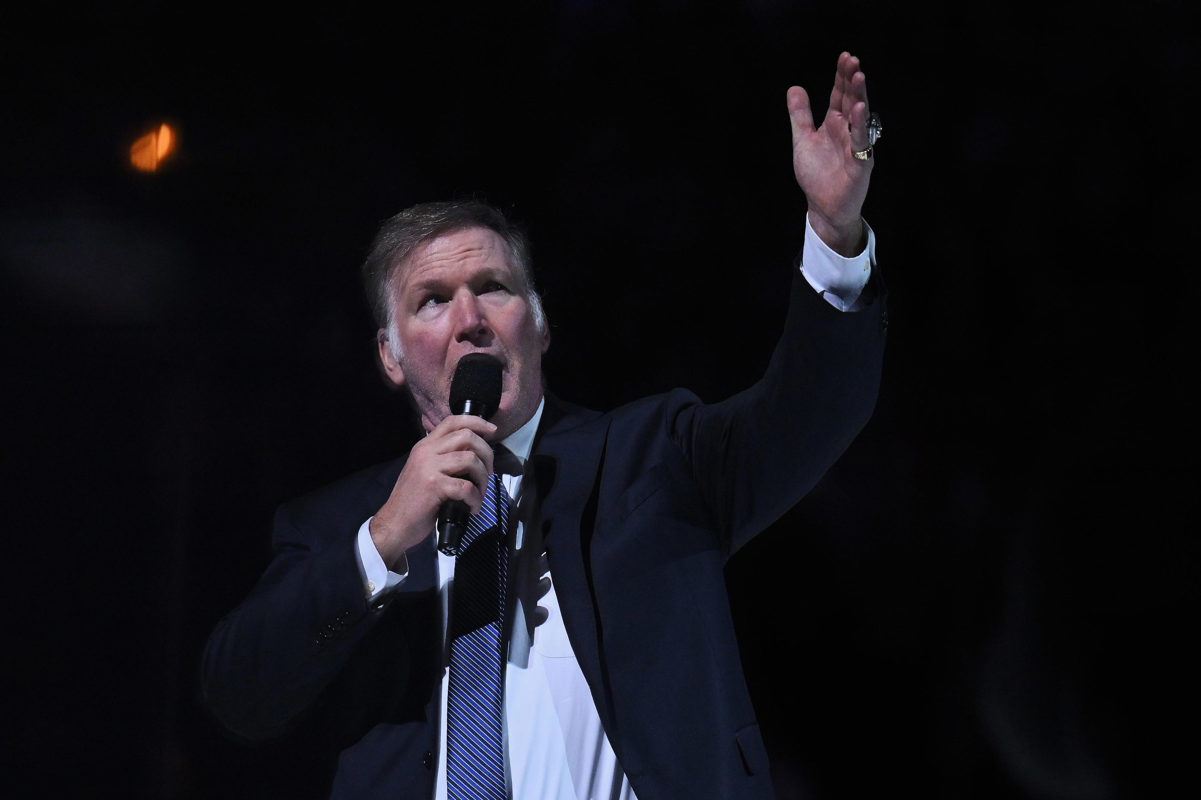 Will Jim Cornelison sing the national anthem before Bears vs. Rams?