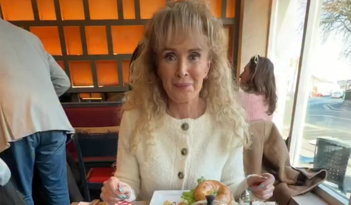 Beverley Callard inundated with support after candid post-surgery update