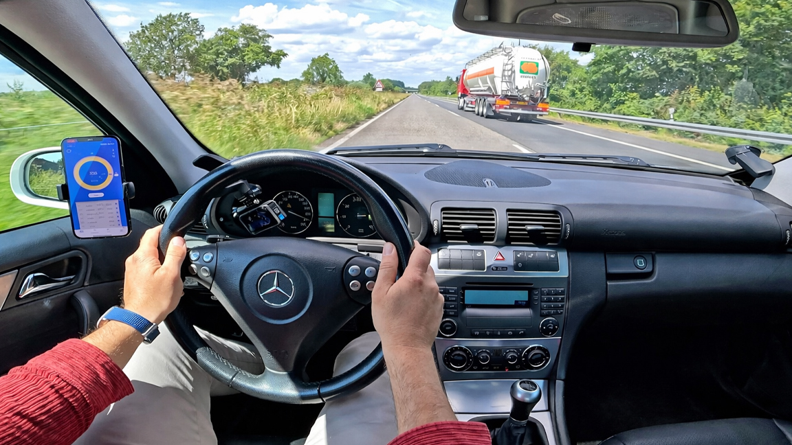 Mercedes C350 V6 sounds better with custom exhaust