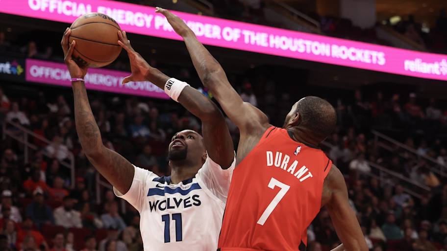 Kevin Durant turns back the clock as Rockets beat Wolves