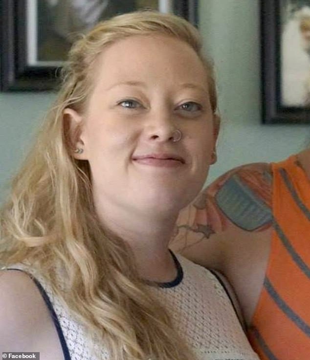 Ex-US soccer star Megan Rapinoe savages Donald Trump and ICE agents ...