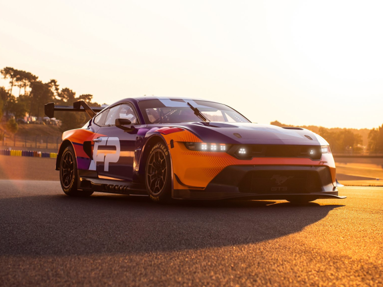 Ford's betting hard on its 30-year-old V8 to beat Ferrari again